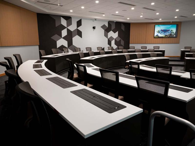 Curved Computer Desks | Nova Solutions